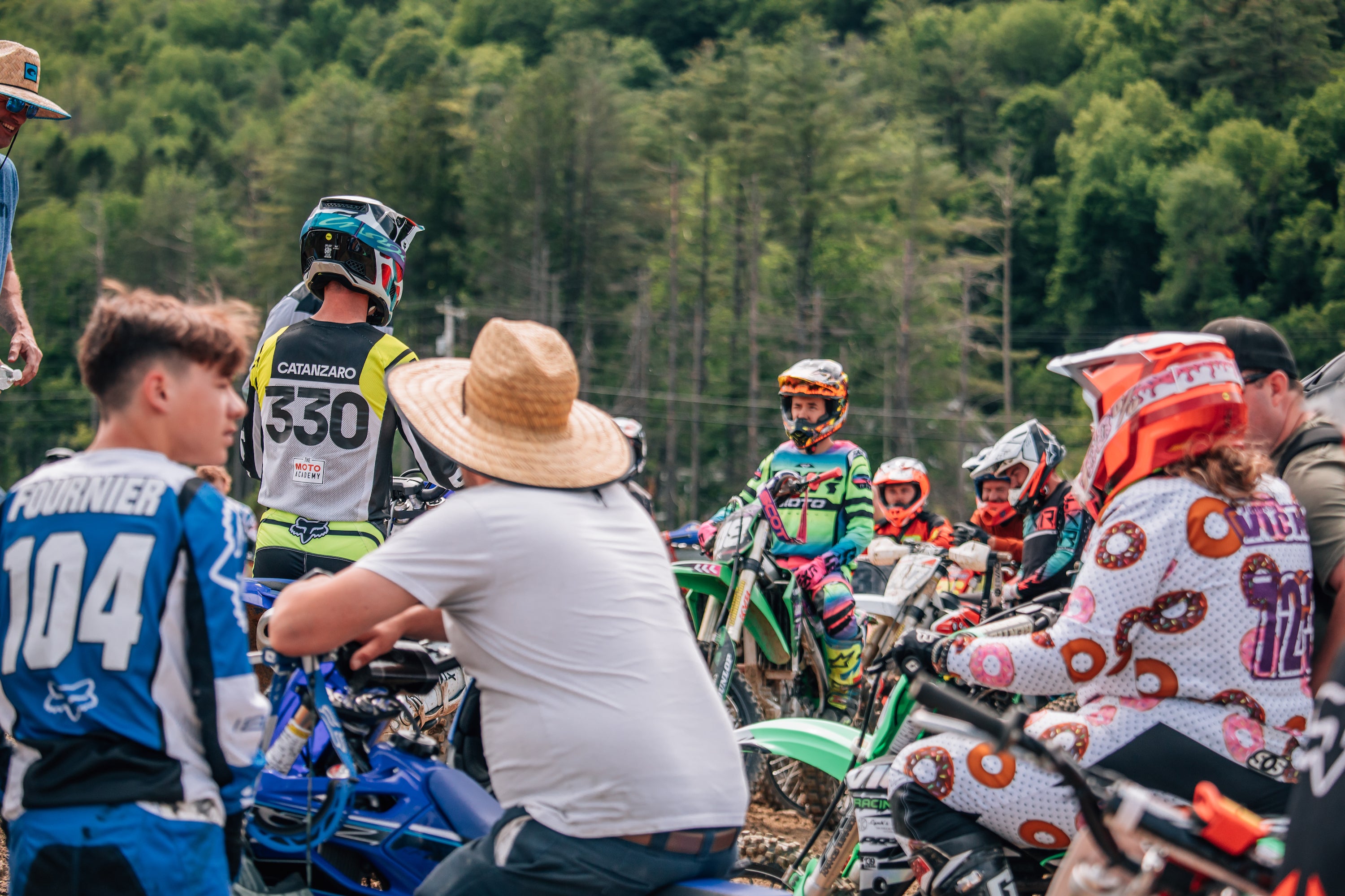 Start Gate Type and Maintaining Position in Motocross Racing - Blog 3 ...